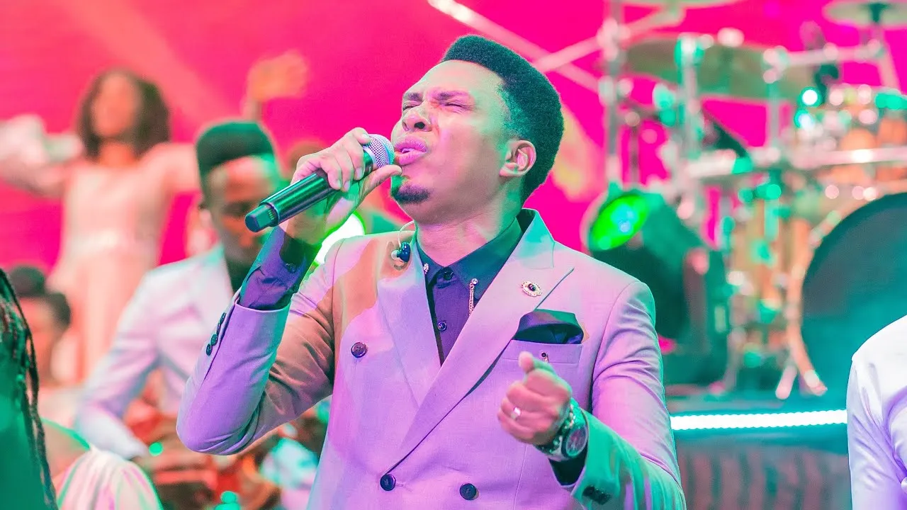 Roho Mtakatifu Lyrics - Essence of Worship